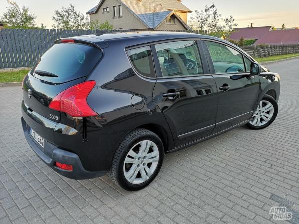 Melns Peugeot 3008 2010 Jurbarkas, ar dzinēja tilpumu 1.60 L un nobraukumu 2700 tūkst. km par 2950 €, foto 7 vietnē AUTOMOTO.COM.LV