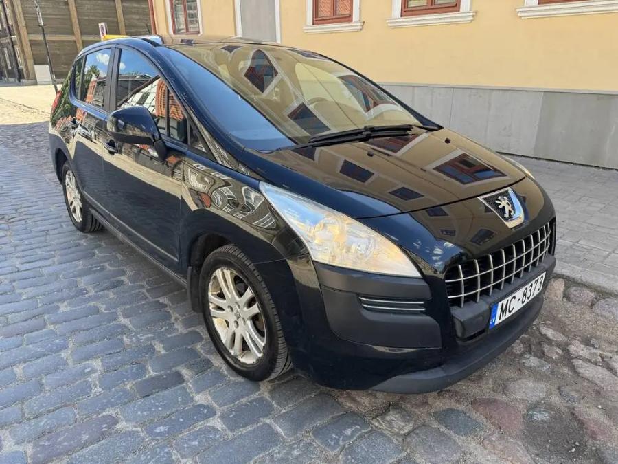 Черный Пежо 3008 2010 в Елгава, объемом двигателя 1.60 л и пробегом 378 тыс. км за 2390 €, фото 3 на AUTOMOTO.COM.LV