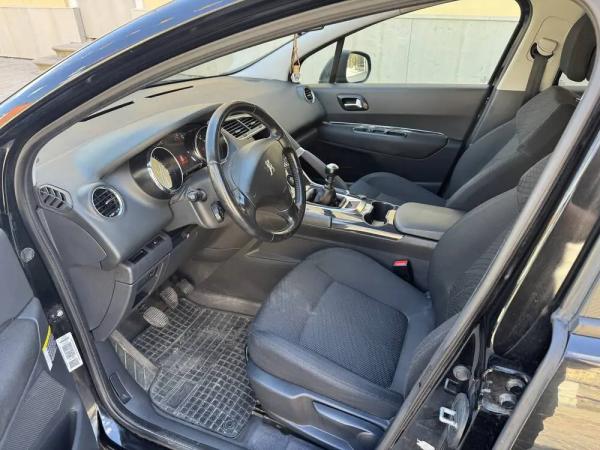 Black Peugeot 3008 2010 in Jelgava, with an engine capacity of 1.60 L and mileage of 378 thousand km for 2390 €, photo 9 on AUTOMOTO.COM.LV