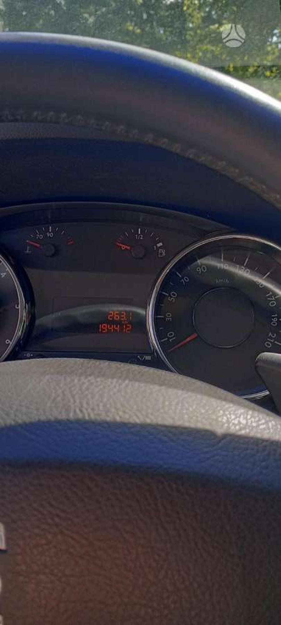 Melns Peugeot 3008 2010 Viļņa, ar dzinēja tilpumu 1.56 L un nobraukumu 194 tūkst. km par 3800 €, foto 7 vietnē AUTOMOTO.COM.LV