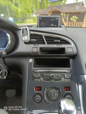 Melns Peugeot 3008 2010 Tauragė, ar dzinēja tilpumu 1.56 L un nobraukumu 278 tūkst. km par 4200 €, foto 9 vietnē AUTOMOTO.COM.LV
