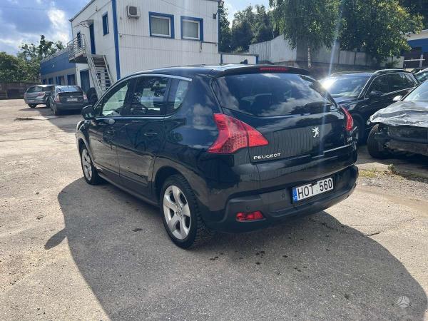 Melns Peugeot 3008 2010 Kauņa, ar dzinēja tilpumu 1.56 L un nobraukumu 100 tūkst. km par 4300 €, foto 4 vietnē AUTOMOTO.COM.LV