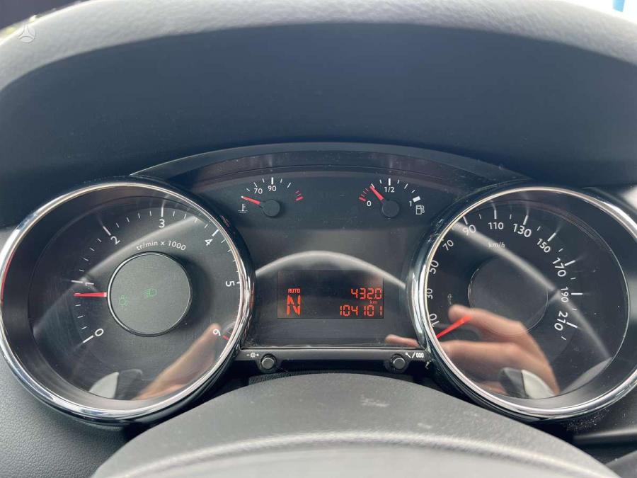 Черный Пежо 3008 2010 в Каунас, объемом двигателя 1.56 л и пробегом 100 тыс. км за 4300 €, фото 20 на AUTOMOTO.COM.LV