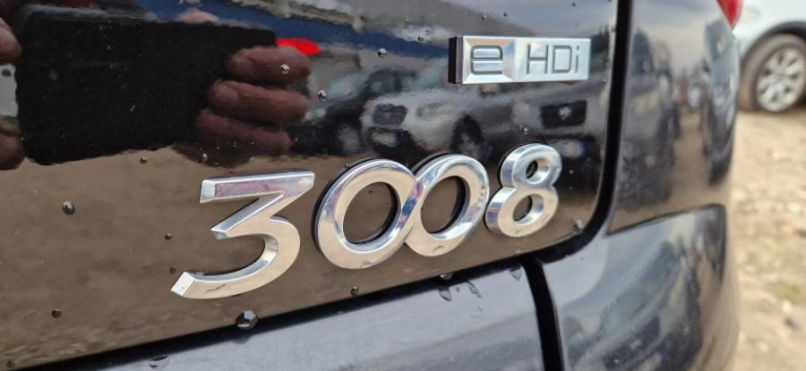 Melns Peugeot 3008 2011 Rīga, ar dzinēja tilpumu 1.60 L un nobraukumu 199 tūkst. km par 5550 €, foto 18 vietnē AUTOMOTO.COM.LV