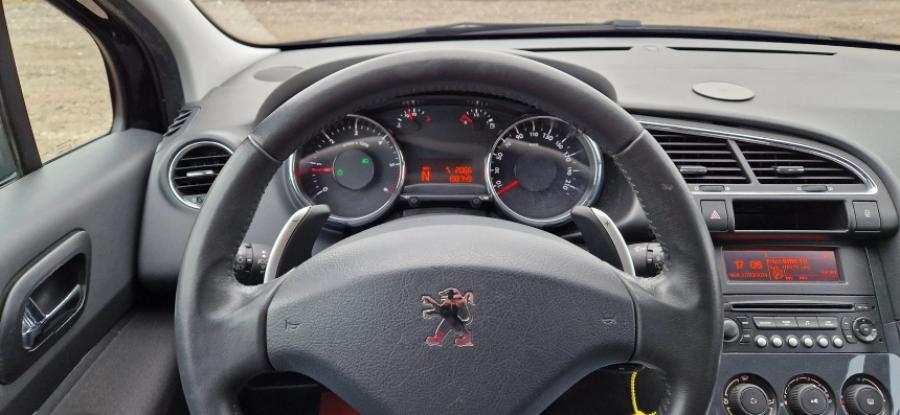 Melns Peugeot 3008 2011 Rīga, ar dzinēja tilpumu 1.60 L un nobraukumu 199 tūkst. km par 5550 €, foto 46 vietnē AUTOMOTO.COM.LV