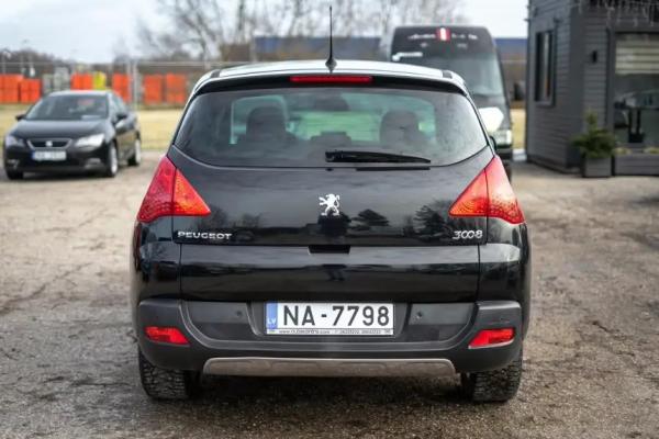 Black Peugeot 3008 2011 in Liepaja, with an engine capacity of 2.00 L and mileage of 283 thousand km for 7150 €, photo 3 on AUTOMOTO.COM.LV