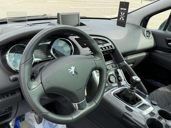 Melns Peugeot 3008 2011 Tauragė, ar dzinēja tilpumu 1.56 L un nobraukumu 245 tūkst. km par 3700 €, foto 10 vietnē AUTOMOTO.COM.LV