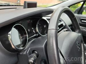 Черный Пежо 3008 2011 в Екабпилс, объемом двигателя 1.60 л и пробегом 100 тыс. км за 5490 €, фото 15 на AUTOMOTO.COM.LV