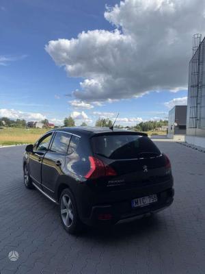 Black Peugeot 3008 2011 in Siauliai, with an engine capacity of 1.56 L and mileage of 290 thousand km for 3750 €, photo 4 on AUTOMOTO.COM.LV