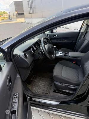 Black Peugeot 3008 2011 in Siauliai, with an engine capacity of 1.56 L and mileage of 290 thousand km for 3750 €, photo 7 on AUTOMOTO.COM.LV