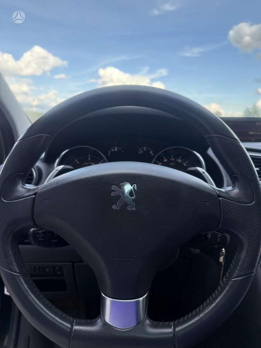 Black Peugeot 3008 2011 in Siauliai, with an engine capacity of 1.56 L and mileage of 290 thousand km for 3750 €, photo 14 on AUTOMOTO.COM.LV