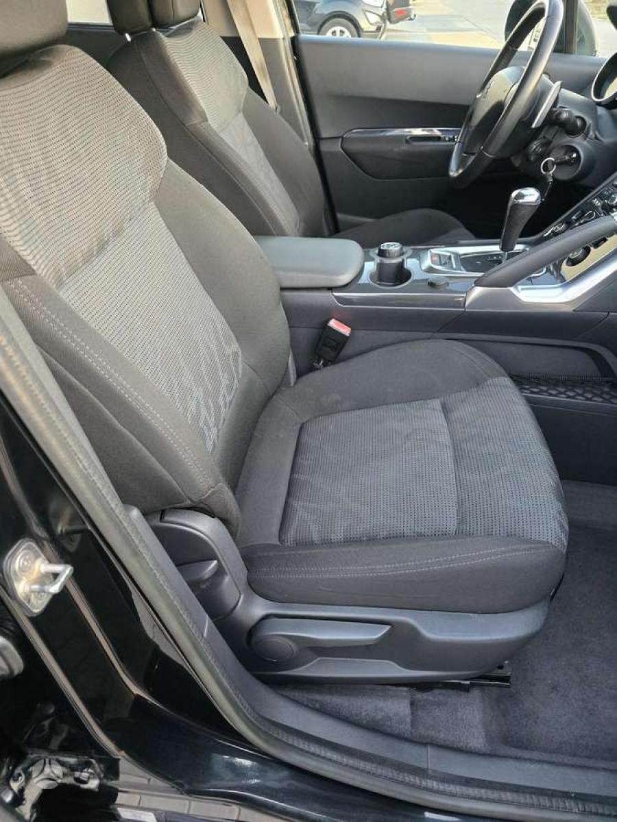 Black Peugeot 3008 2011 in Kaunas, with an engine capacity of 1.56 L and mileage of 270 thousand km for 3600 €, photo 11 on AUTOMOTO.COM.LV