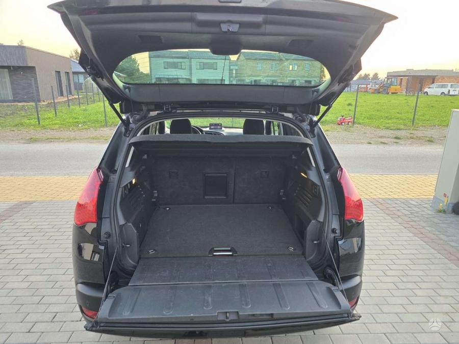 Black Peugeot 3008 2011 in Kaunas, with an engine capacity of 1.56 L and mileage of 270 thousand km for 3600 €, photo 16 on AUTOMOTO.COM.LV
