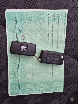 Black Peugeot 3008 2011 in Kaunas, with an engine capacity of 1.56 L and mileage of 270 thousand km for 3600 €, photo 17 on AUTOMOTO.COM.LV