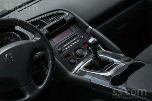 Black Peugeot 3008 2012 in Riga, with an engine capacity of 2.00 L and mileage of 0 thousand km for 3495 €, photo 12 on AUTOMOTO.COM.LV