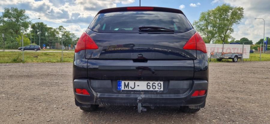 Black Peugeot 3008 2012 in Riga, with an engine capacity of 2.00 L and mileage of 278 thousand km for 5450 €, photo 5 on AUTOMOTO.COM.LV