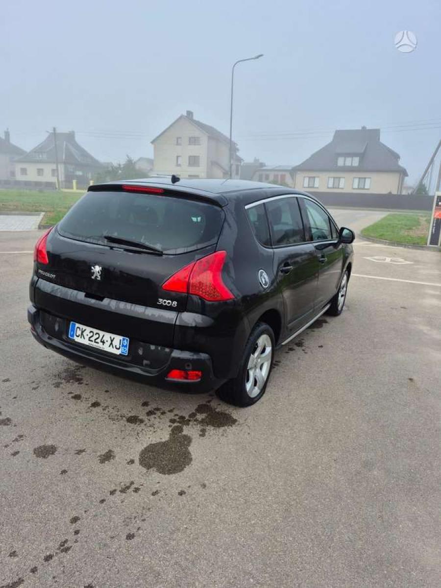 Melns Peugeot 3008 2012 Tauragė, ar dzinēja tilpumu 1.56 L un nobraukumu 226 tūkst. km par 3300 €, foto 8 vietnē AUTOMOTO.COM.LV