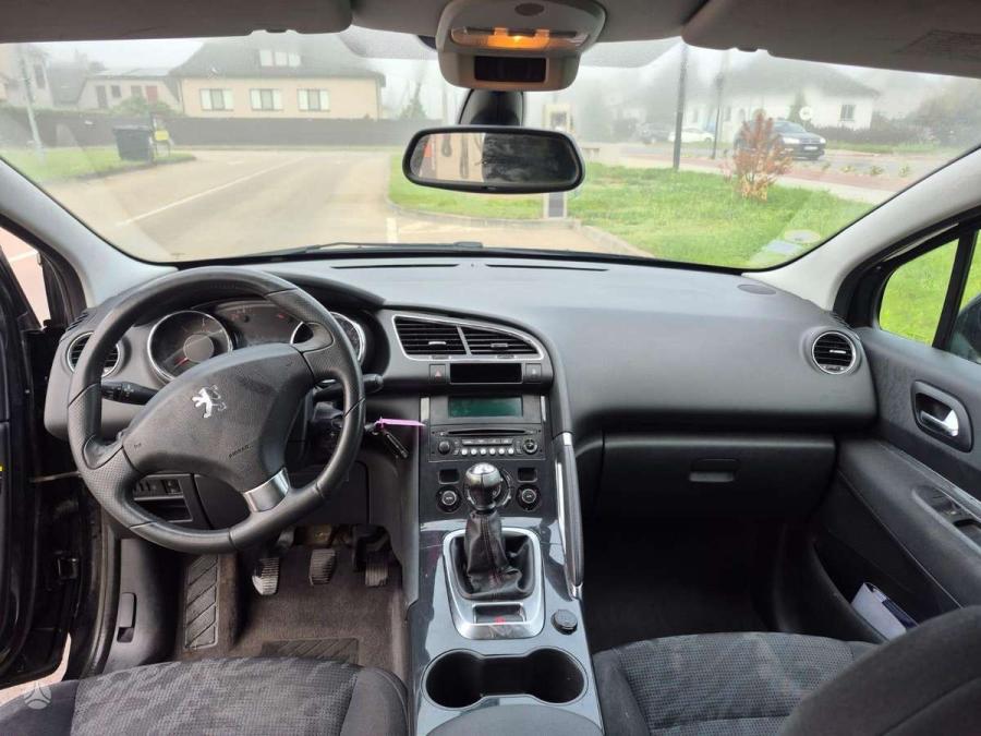 Melns Peugeot 3008 2012 Tauragė, ar dzinēja tilpumu 1.56 L un nobraukumu 226 tūkst. km par 3300 €, foto 9 vietnē AUTOMOTO.COM.LV