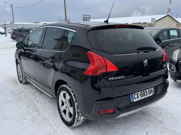 Melns Peugeot 3008 2013 Viļņa, ar dzinēja tilpumu 1.56 L un nobraukumu 280 tūkst. km par 4700 €, foto 5 vietnē AUTOMOTO.COM.LV