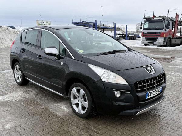 Black Peugeot 3008 2013 in Taurage, with an engine capacity of 1.56 L and mileage of 247 thousand km for 4300 €, photo 1 on AUTOMOTO.COM.LV