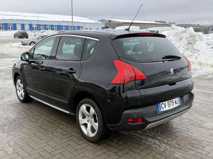 Melns Peugeot 3008 2013 Tauragė, ar dzinēja tilpumu 1.56 L un nobraukumu 247 tūkst. km par 4300 €, foto 5 vietnē AUTOMOTO.COM.LV