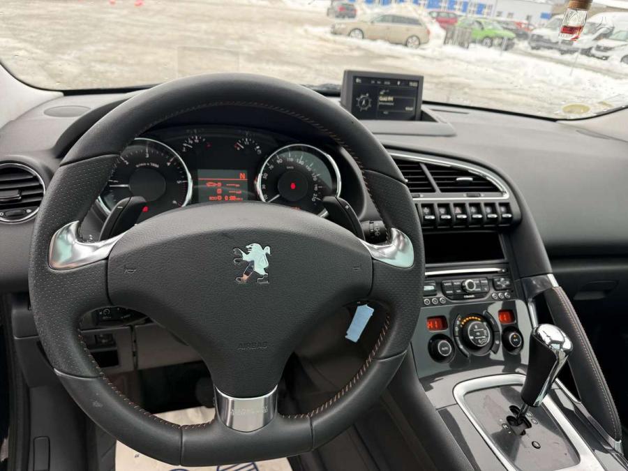 Melns Peugeot 3008 2013 Tauragė, ar dzinēja tilpumu 1.56 L un nobraukumu 247 tūkst. km par 4300 €, foto 9 vietnē AUTOMOTO.COM.LV