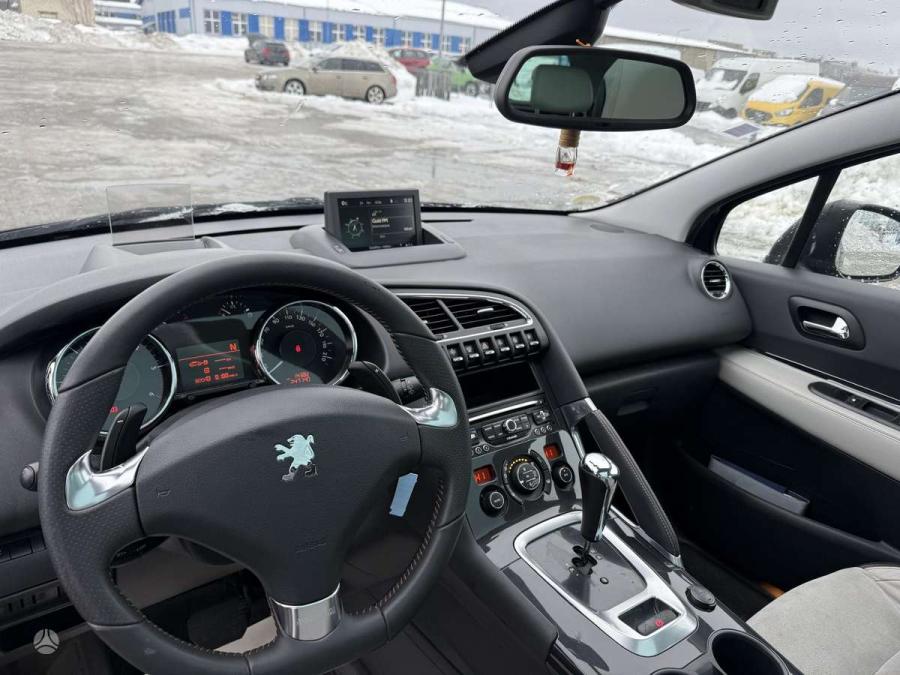 Melns Peugeot 3008 2013 Tauragė, ar dzinēja tilpumu 1.56 L un nobraukumu 247 tūkst. km par 4300 €, foto 10 vietnē AUTOMOTO.COM.LV