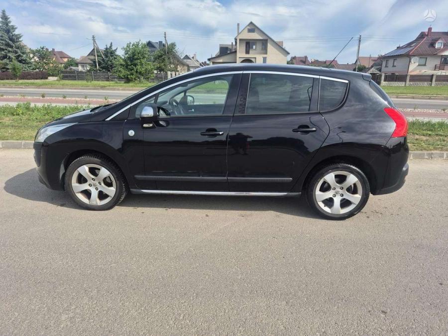 Black Peugeot 3008 2013 in Taurage, with an engine capacity of 2.00 L and mileage of 273 thousand km for 3900 €, photo 4 on AUTOMOTO.COM.LV