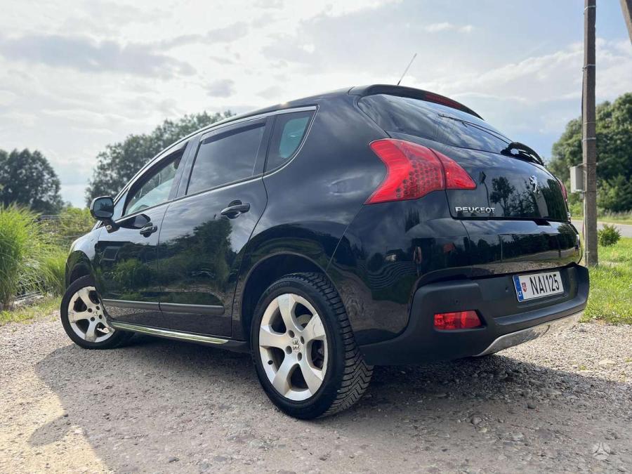 Melns Peugeot 3008 2013 Viļņa, ar dzinēja tilpumu 1.56 L un nobraukumu 295 tūkst. km par 2100 €, foto 12 vietnē AUTOMOTO.COM.LV