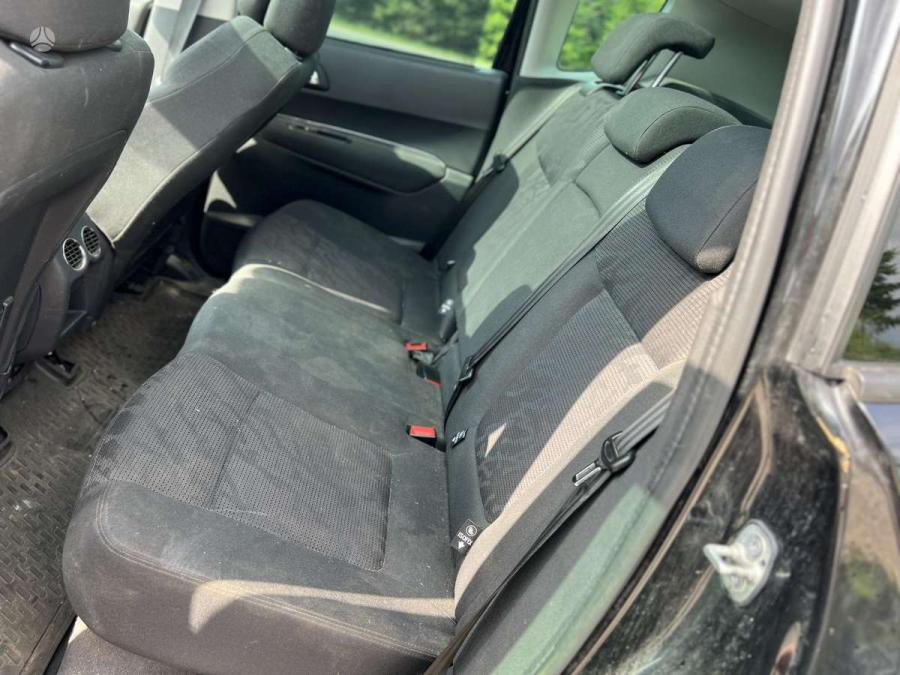 Melns Peugeot 3008 2013 Viļņa, ar dzinēja tilpumu 1.56 L un nobraukumu 295 tūkst. km par 2100 €, foto 16 vietnē AUTOMOTO.COM.LV