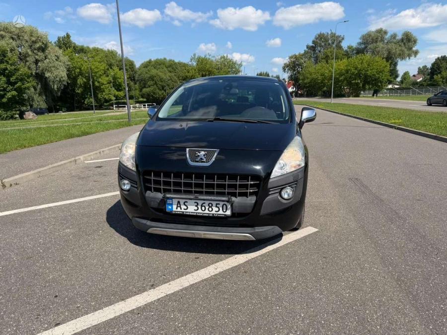 Black Peugeot 3008 2013 in Panevezys, with an engine capacity of 1.56 L and mileage of 195 thousand km for 3600 €, photo 1 on AUTOMOTO.COM.LV