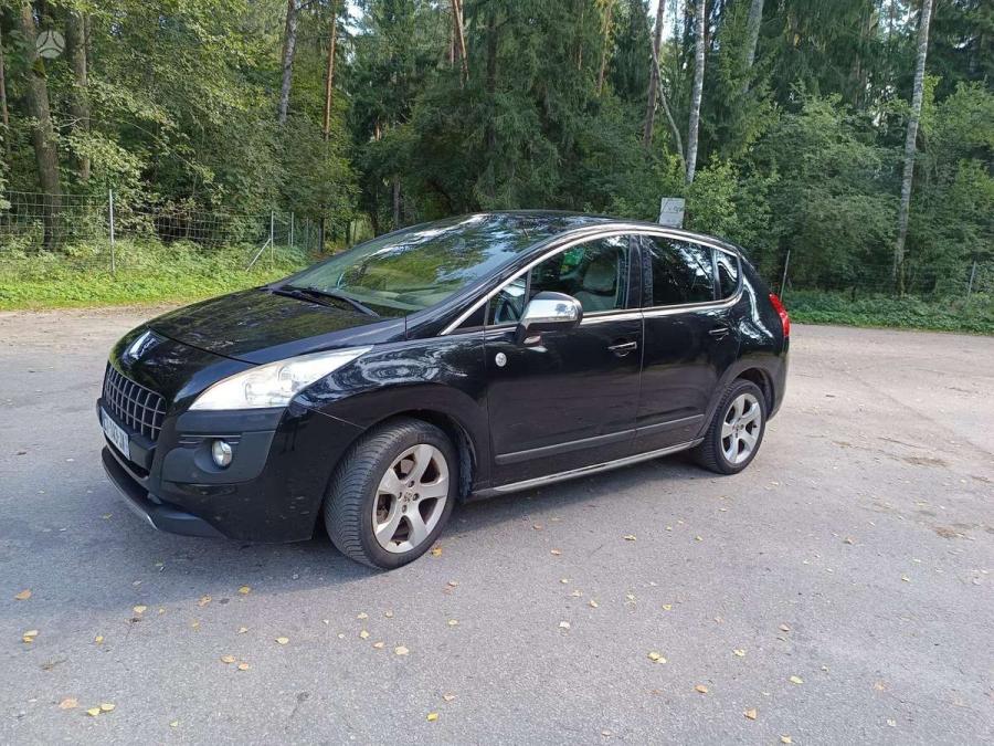 Black Peugeot 3008 2013 in Taurage, with an engine capacity of 2.00 L and mileage of 276 thousand km for 3300 €, photo 3 on AUTOMOTO.COM.LV
