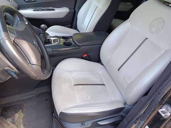 Melns Peugeot 3008 2013 Tauragė, ar dzinēja tilpumu 2.00 L un nobraukumu 276 tūkst. km par 3300 €, foto 9 vietnē AUTOMOTO.COM.LV