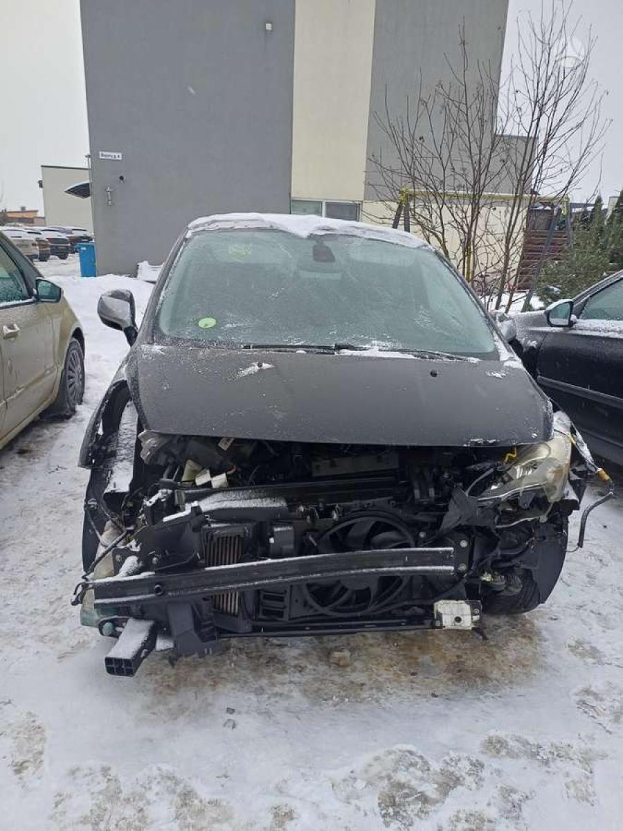 Black Peugeot 3008 2014 in Kaunas, with an engine capacity of 1.56 L and mileage of 221 thousand km for 2990 €, photo 3 on AUTOMOTO.COM.LV