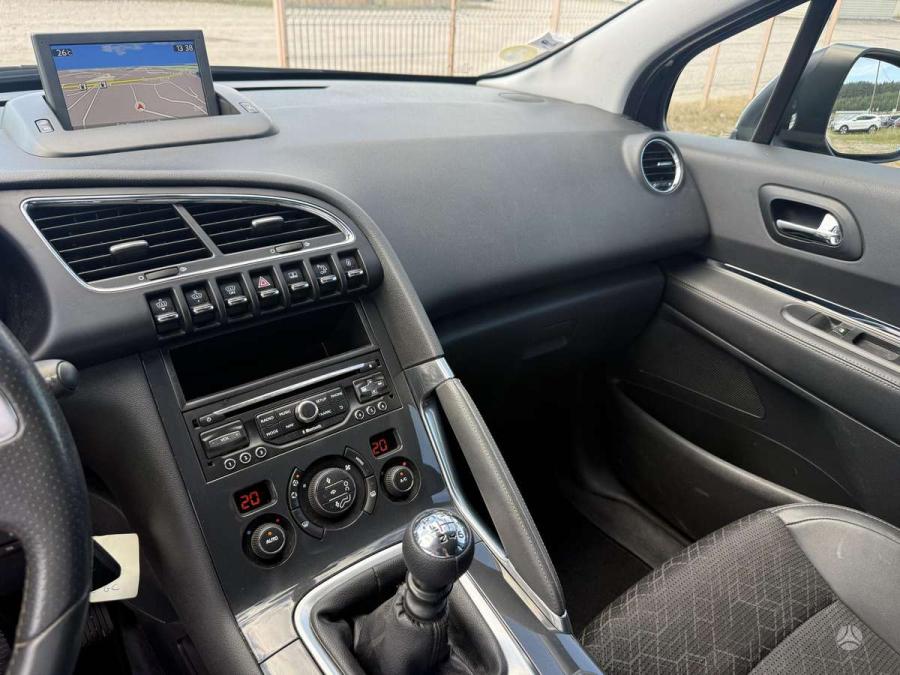 Black Peugeot 3008 2014 in Vilnius, with an engine capacity of 1.56 L and mileage of 240 thousand km for 5500 €, photo 11 on AUTOMOTO.COM.LV