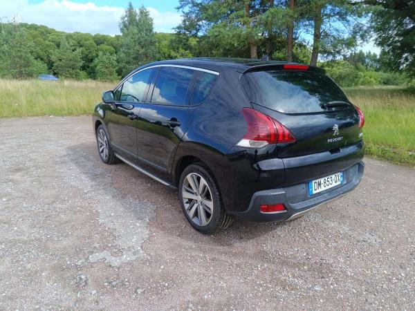 Melns Peugeot 3008 2014 Tauragė, ar dzinēja tilpumu 2.00 L un nobraukumu 300 tūkst. km par 4650 €, foto 3 vietnē AUTOMOTO.COM.LV