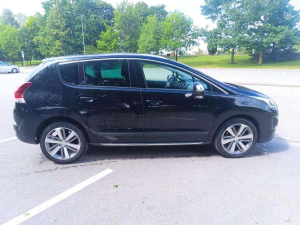 Melns Peugeot 3008 2014 Tauragė, ar dzinēja tilpumu 2.00 L un nobraukumu 300 tūkst. km par 4000 €, foto 3 vietnē AUTOMOTO.COM.LV