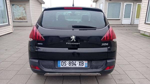 Black Peugeot 3008 2015 in Vilnius, with an engine capacity of 1.56 L and mileage of 206 thousand km for 6000 €, photo 5 on AUTOMOTO.COM.LV