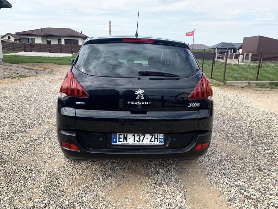 Black Peugeot 3008 2015 in Vilnius, with an engine capacity of 1.60 L and mileage of 243 thousand km for 4950 €, photo 9 on AUTOMOTO.COM.LV