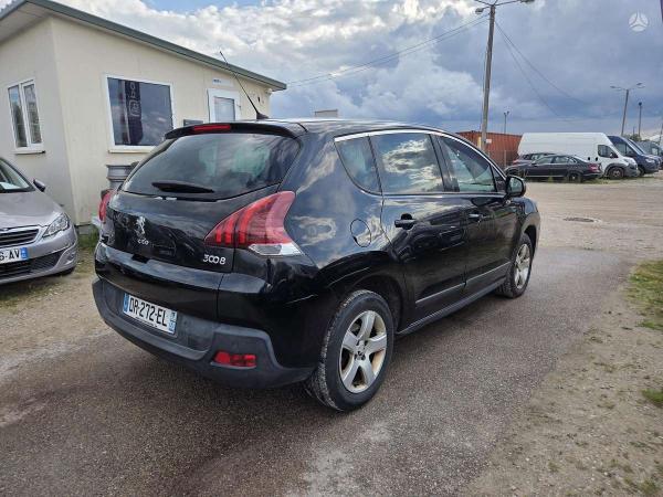 Melns Peugeot 3008 2015 Viļņa, ar dzinēja tilpumu 1.56 L un nobraukumu 205 tūkst. km par 5100 €, foto 4 vietnē AUTOMOTO.COM.LV