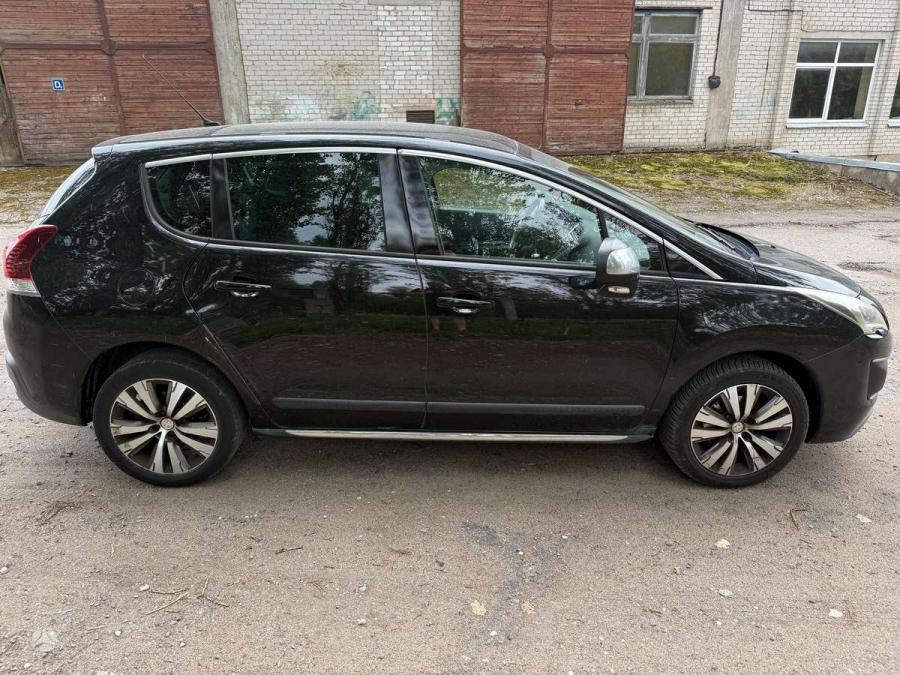 Melns Peugeot 3008 2015 Tauragė, ar dzinēja tilpumu 1.56 L un nobraukumu 254 tūkst. km par 4750 €, foto 9 vietnē AUTOMOTO.COM.LV