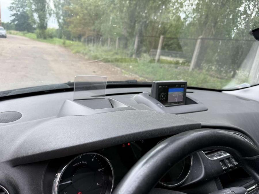 Melns Peugeot 3008 2015 Tauragė, ar dzinēja tilpumu 1.56 L un nobraukumu 254 tūkst. km par 4750 €, foto 12 vietnē AUTOMOTO.COM.LV