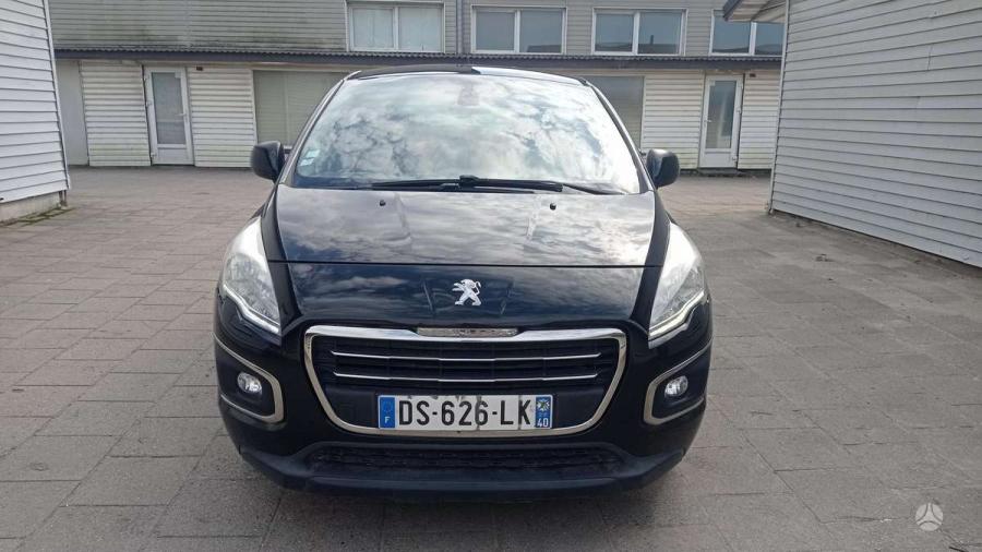 Black Peugeot 3008 2015 in Vilnius, with an engine capacity of 2.00 L and mileage of 298 thousand km for 5000 €, photo 3 on AUTOMOTO.COM.LV