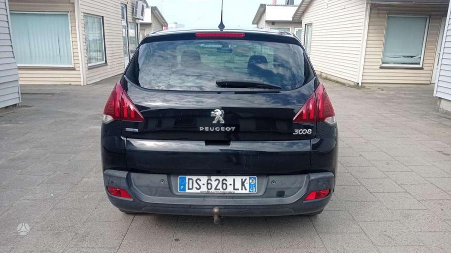 Black Peugeot 3008 2015 in Vilnius, with an engine capacity of 2.00 L and mileage of 298 thousand km for 5000 €, photo 6 on AUTOMOTO.COM.LV