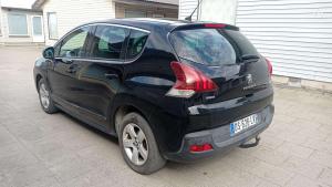 Black Peugeot 3008 2015 in Vilnius, with an engine capacity of 2.00 L and mileage of 298 thousand km for 5000 €, photo 7 on AUTOMOTO.COM.LV