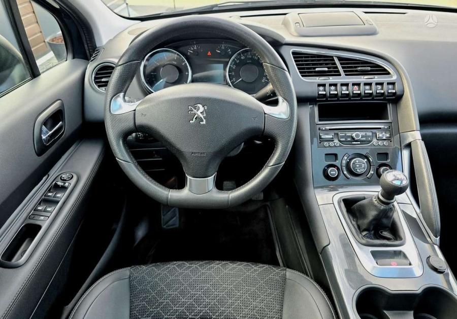 Melns Peugeot 3008 2015 Tauragė, ar dzinēja tilpumu 1.20 L un nobraukumu 138 tūkst. km par 5000 €, foto 16 vietnē AUTOMOTO.COM.LV