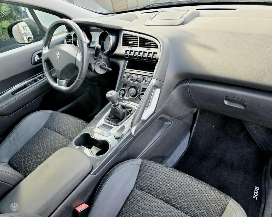 Melns Peugeot 3008 2015 Tauragė, ar dzinēja tilpumu 1.20 L un nobraukumu 138 tūkst. km par 5000 €, foto 26 vietnē AUTOMOTO.COM.LV