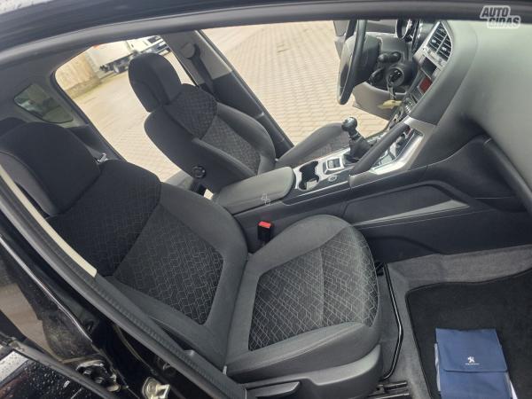 Пежо 3008 2015 в Таураге на AUTOMOTO.COM.LV Черный Пежо 3008 2015 в Таураге, объемом двигателя 1.60 л и пробегом 180 тыс. км за 4900 €, фото 10 на AUTOMOTO.COM.LV