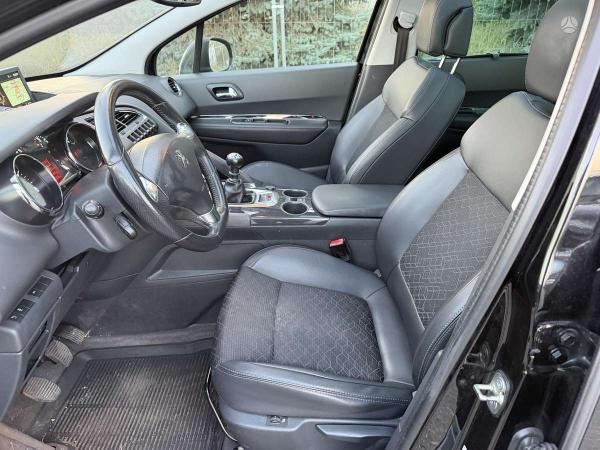 Peugeot 3008 2015 in Marijampole on AUTOMOTO.COM.LV Black Peugeot 3008 2015 in Marijampole, with an engine capacity of 1.60 L and mileage of 280 thousand km for 3550 €, photo 11 on AUTOMOTO.COM.LV