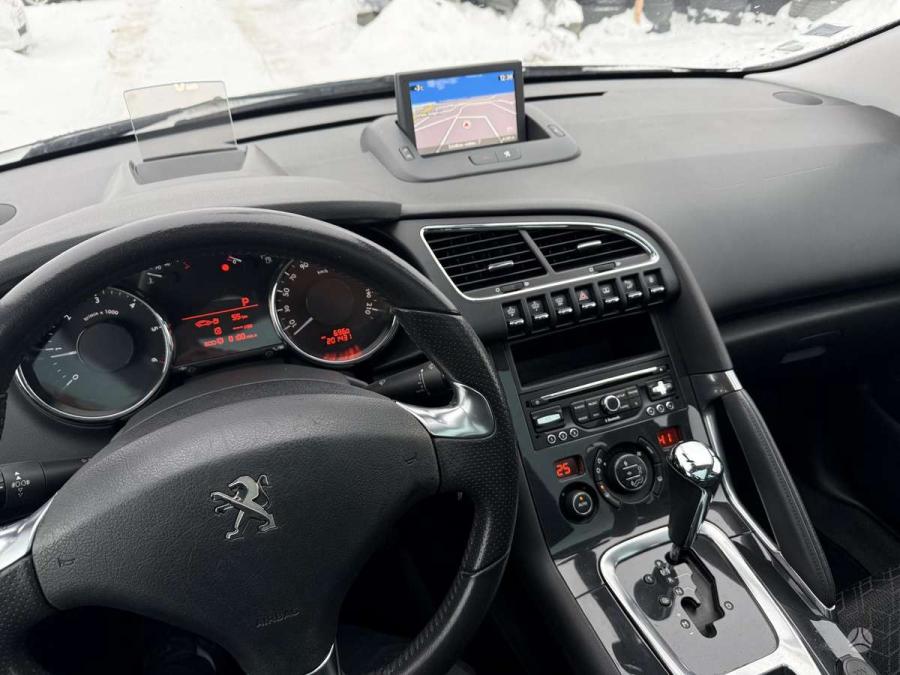 Black Peugeot 3008 2016 in Vilnius, with an engine capacity of 1.56 L and mileage of 201 thousand km for 6900 €, photo 9 on AUTOMOTO.COM.LV